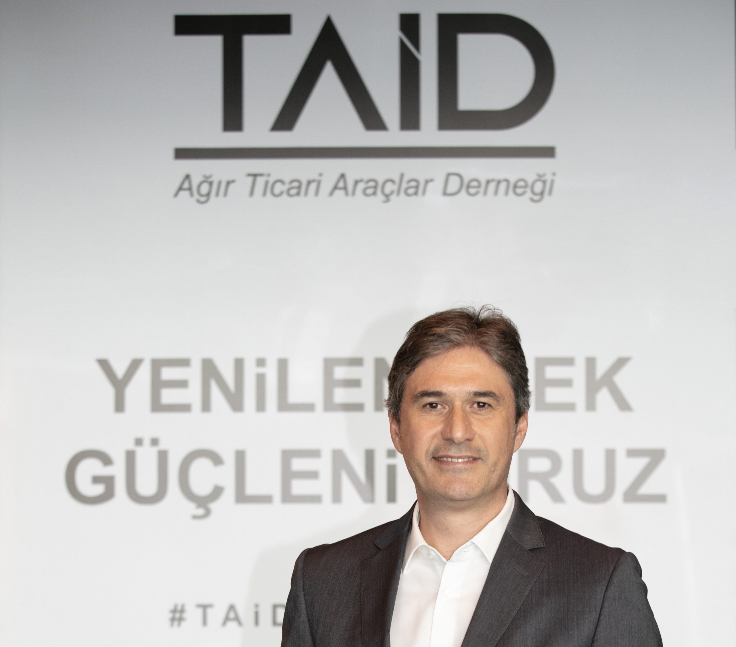 Hoşgören'in TAİD'de 2. dönemi başladı - Otomobil Haberleri | otomobility.io
